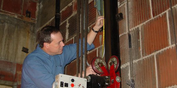 Maintenance | Elevator Logic